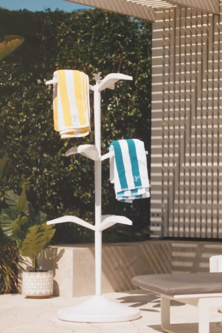 16 Pool Towel Storage Ideas for 2025 – Fizzy Flare