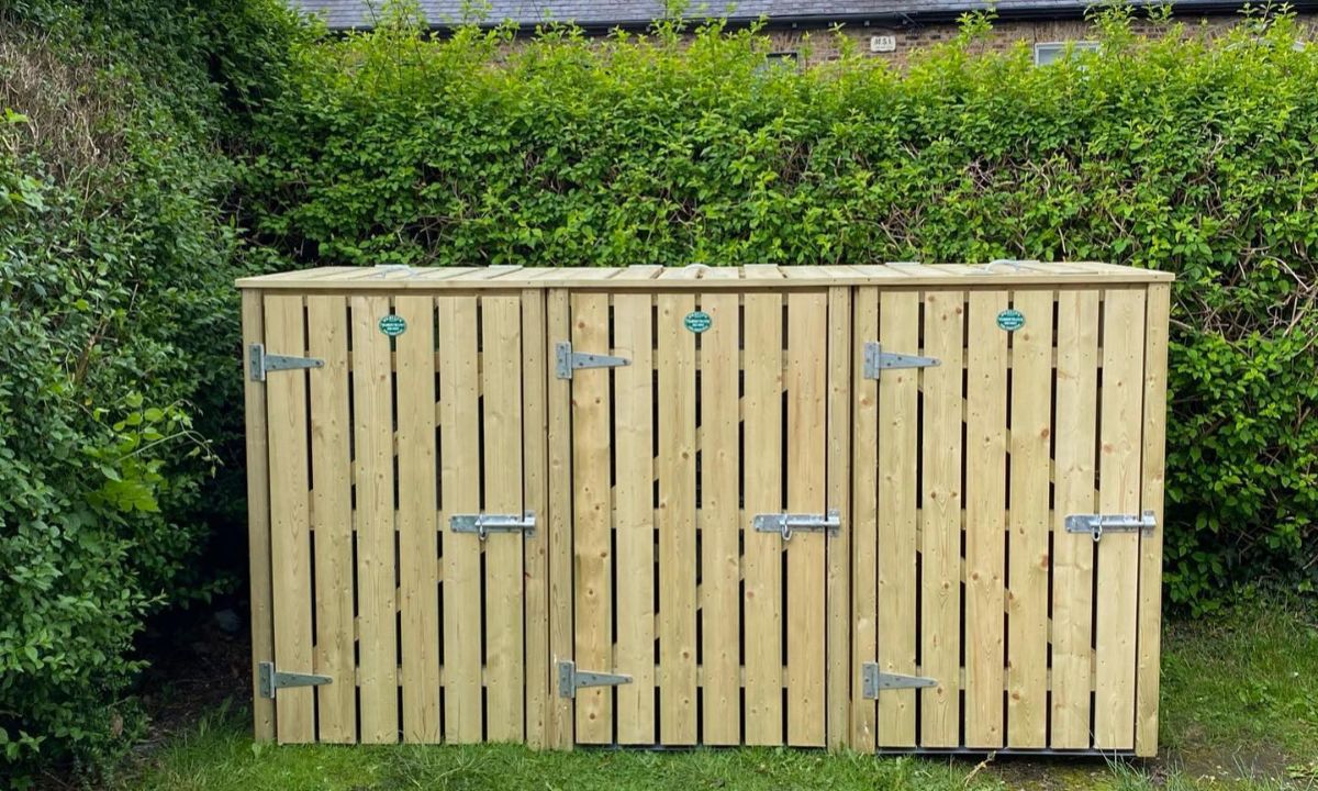 18 Garbage Can Storage Outdoor Ideas for 2026 – Fizzy Flare