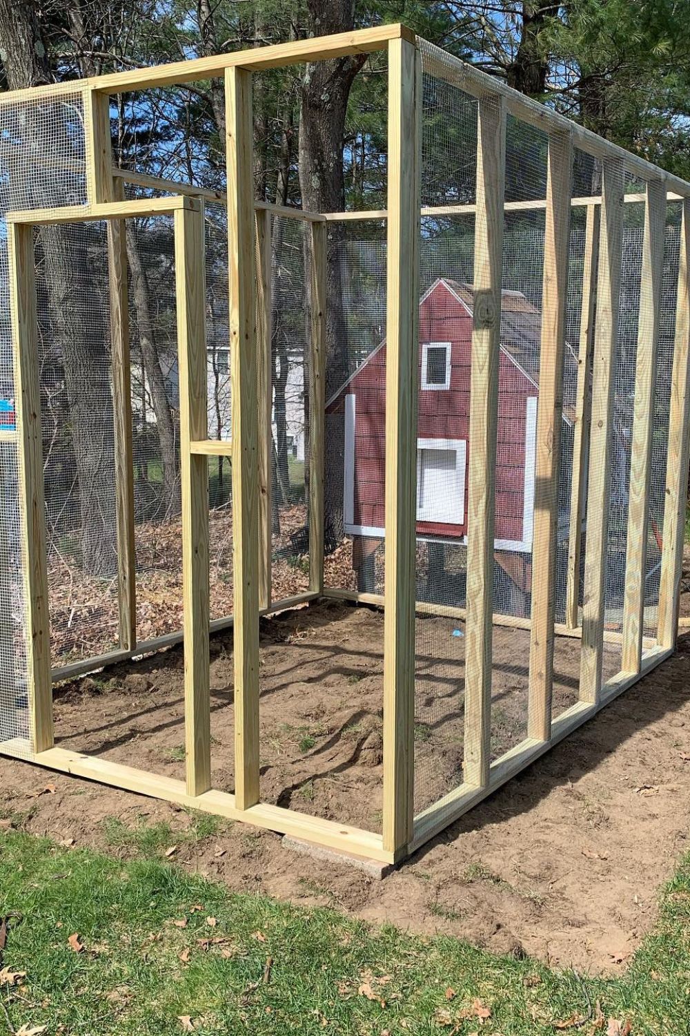 22 DIY Chicken Run Ideas for 2026 – Fizzy Flare