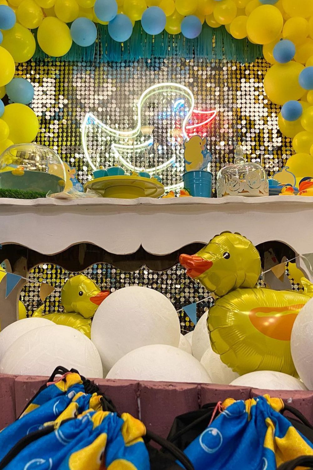15 Splish Splash Birthday Party Ideas for 2026 – Fizzy Flare