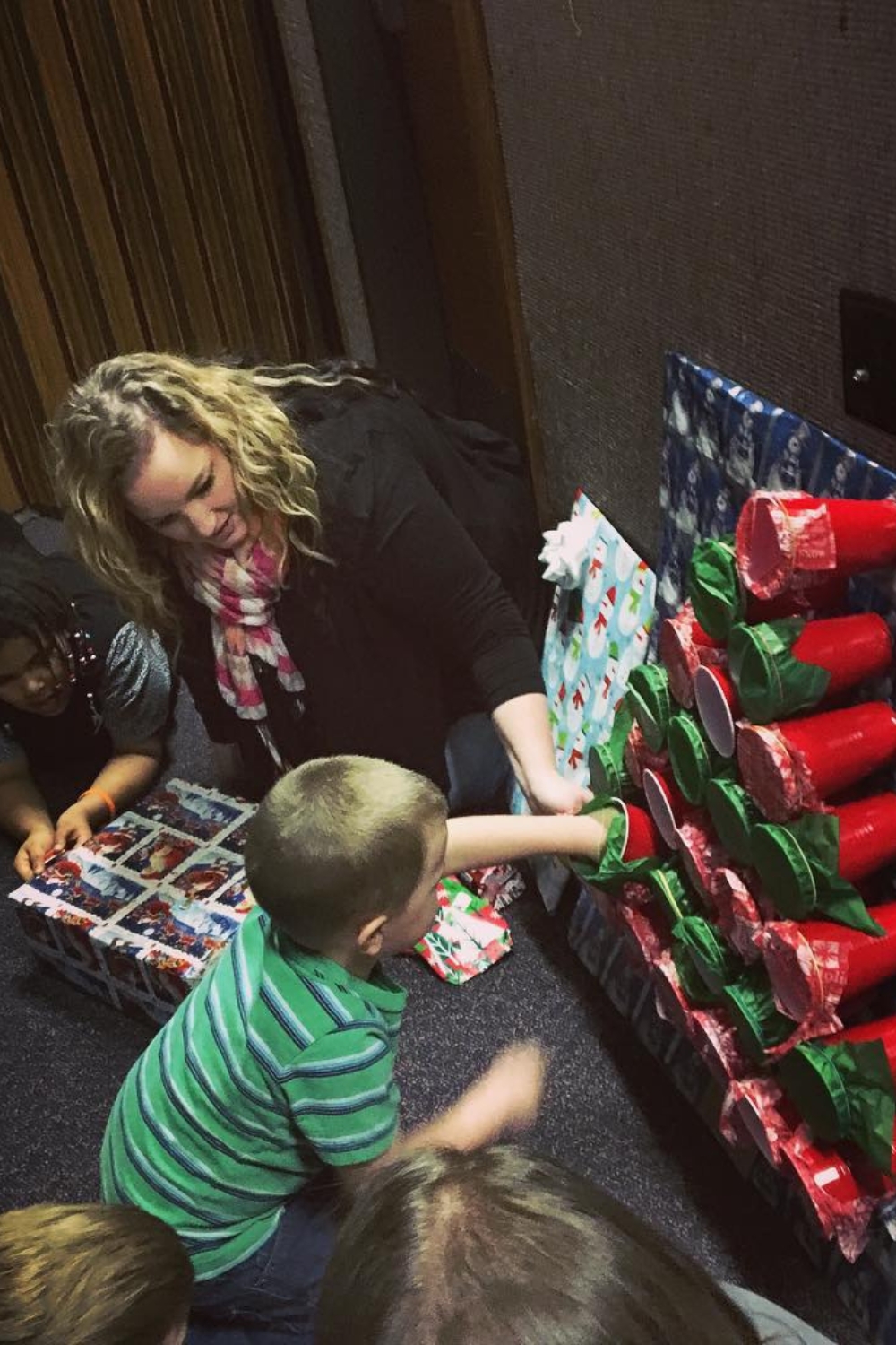 25 Christmas Games Ideas for 2026 – Fizzy Flare