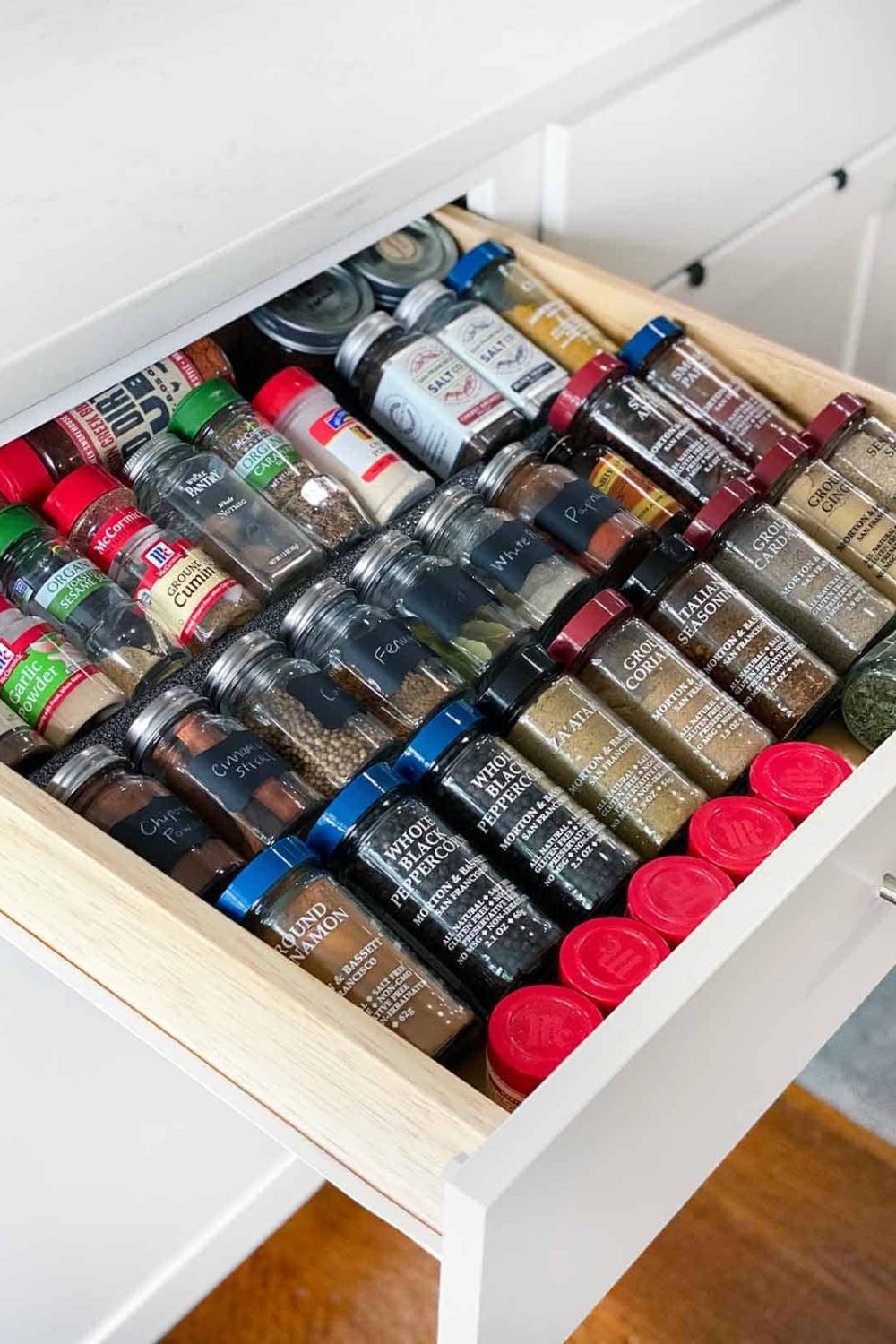 15 Spice Drawer Organization Ideas for 2026 – Fizzy Flare