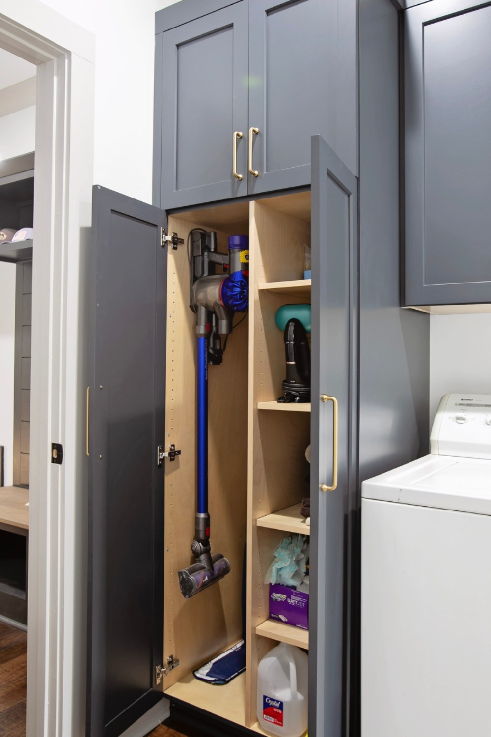 25 Mop And Broom Storage Ideas for 2026 – Fizzy Flare